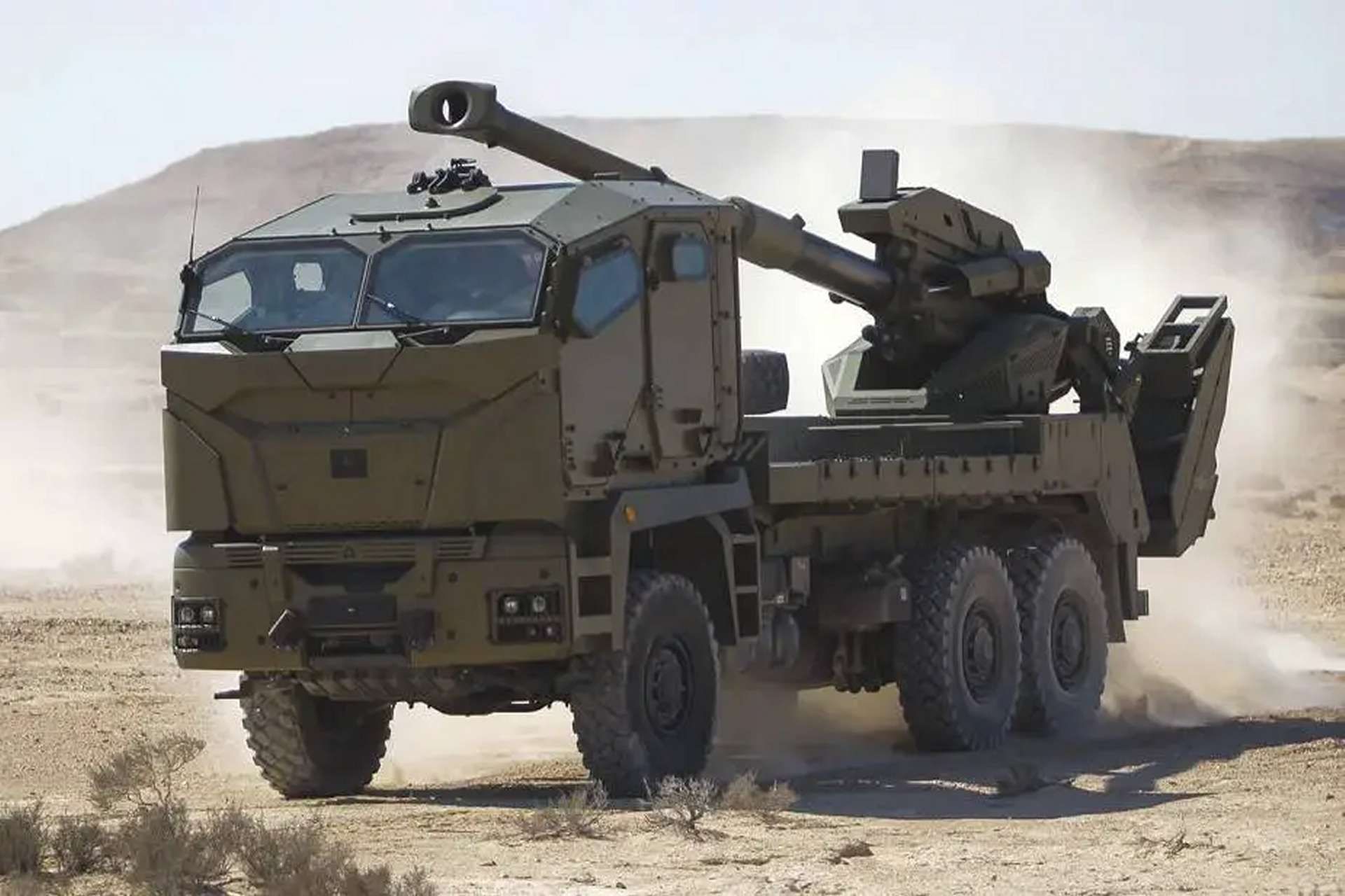 India Launches Major Call for Tender to Acquire Advanced Lightweight Artillery Guns